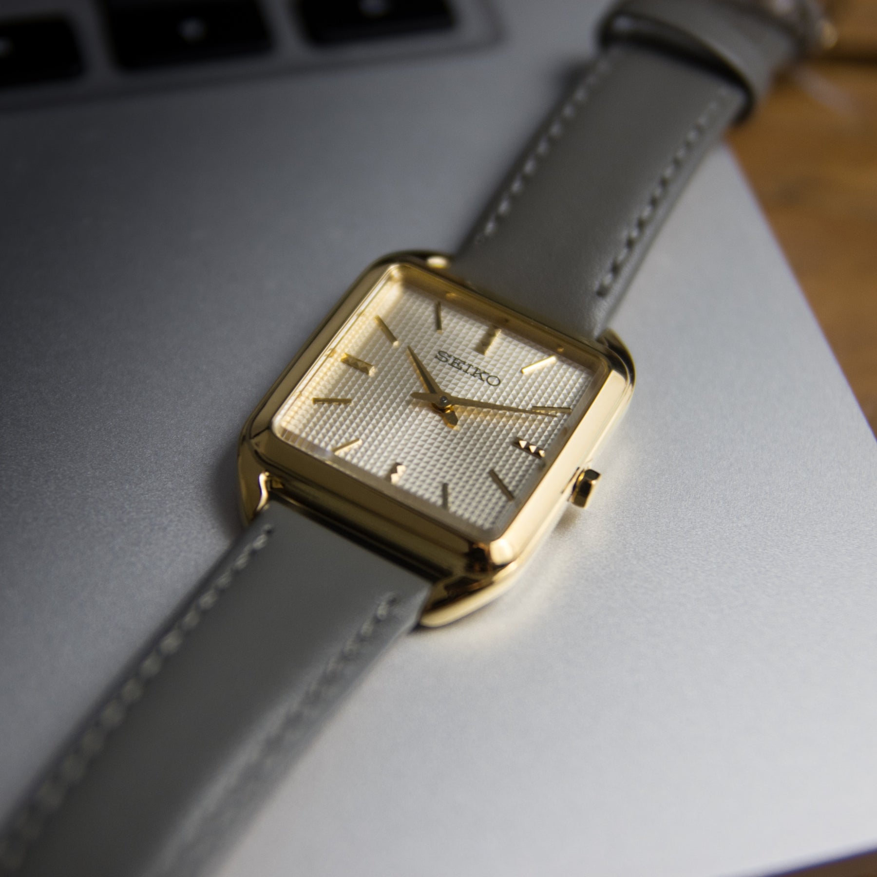 Seiko SWR ESSENTIALS